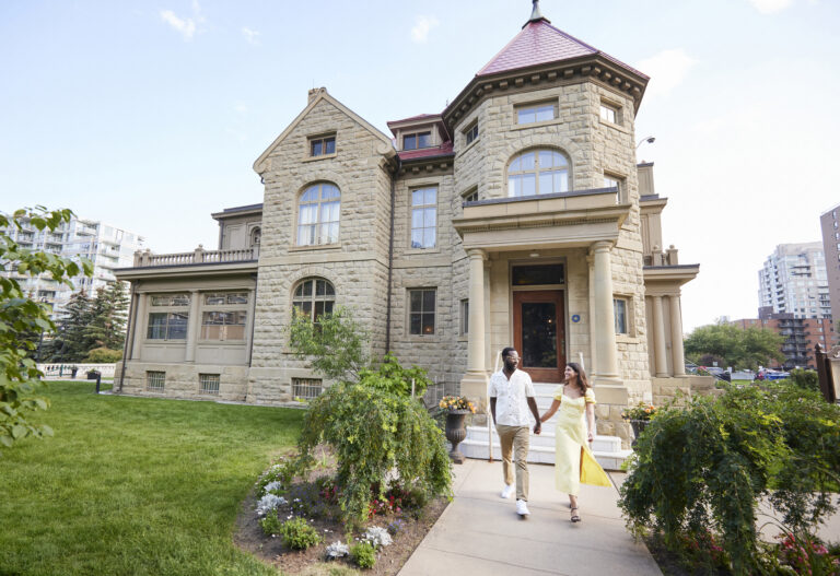 Lougheed House - The National Trust - Grand Sandstone Manor
